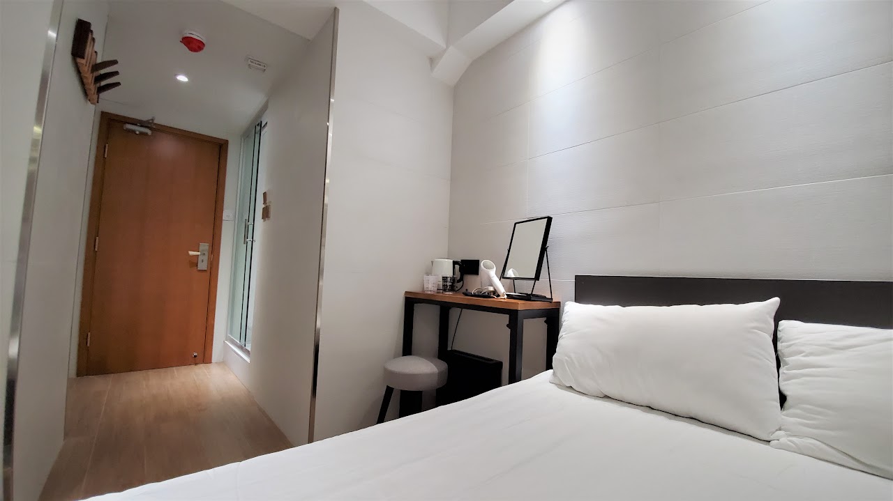 ROOMIE @MONGKOK | Flat B, 6/F, Yuen King Building,26 Sai Yeung Choi ...